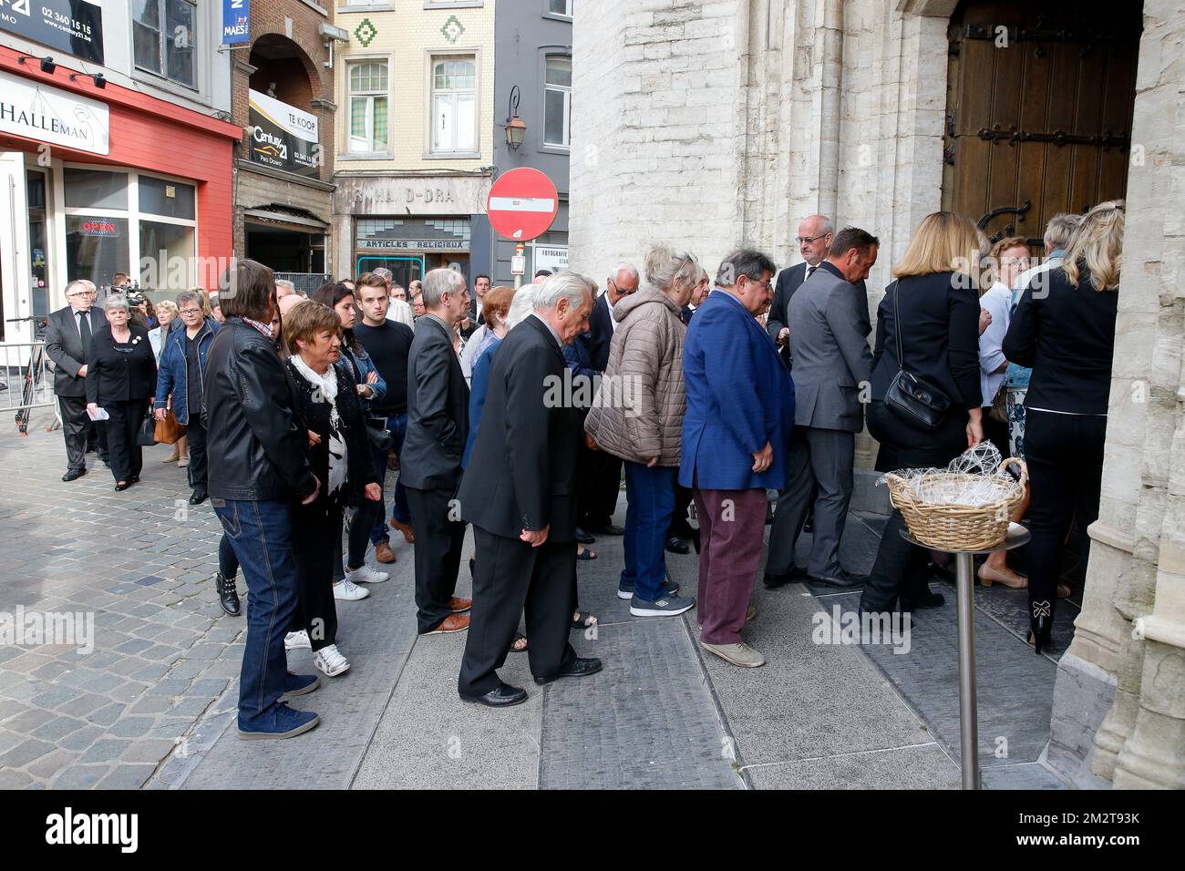Basilika sint martinus -Fotos und -Bildmaterial in hoher Auflösung – Alamy