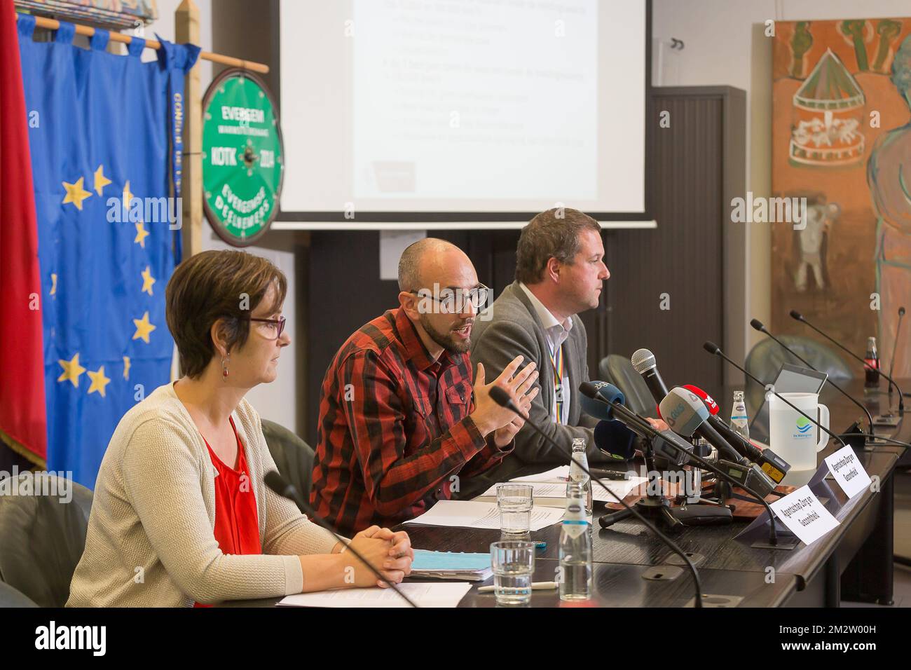 Iris De Schutter, Joris Moonens und Bart Bautmans von Agentschap Zorg ...
