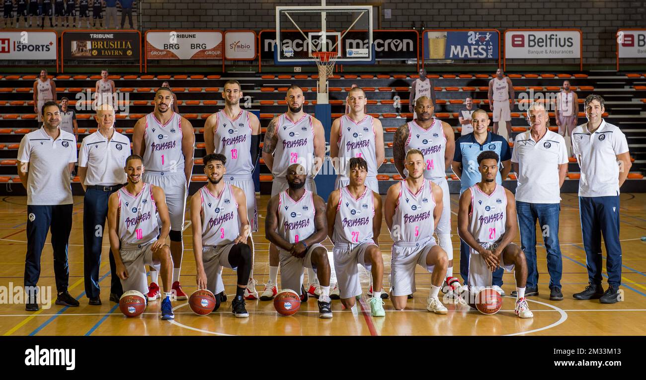 Obere Reihe (L-R), Assisten Coach Phivos Livaditis, Assistant Coach ...