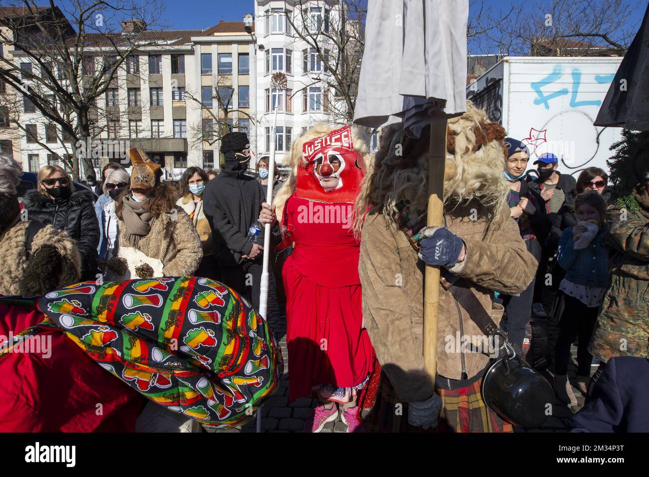 Abbildung zeigt den Karneval Sauvage am Vossenplein/Place du Jeu de ...