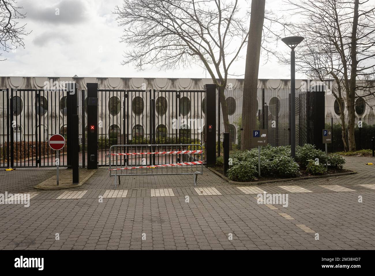 Abbildung zeigt den Hauptsitz von Swift, Society for Worldwide ...