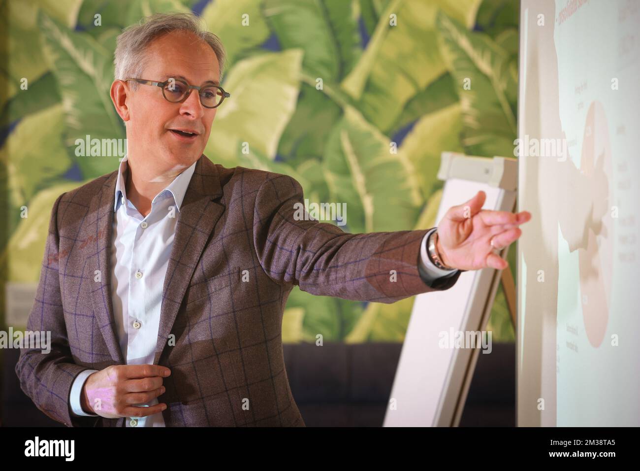 Xavier Bouckaert, CEO von Roularta, wurde auf einer Pressekonferenz ...