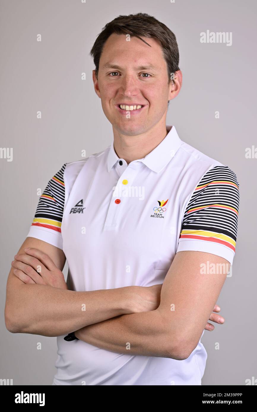 Jeroen Lecoutere posiert für den Fotografen bei einem Fotoshooting für ...