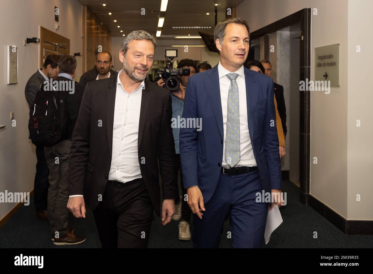 Gruppe experten -Fotos und -Bildmaterial in hoher Auflösung – Alamy