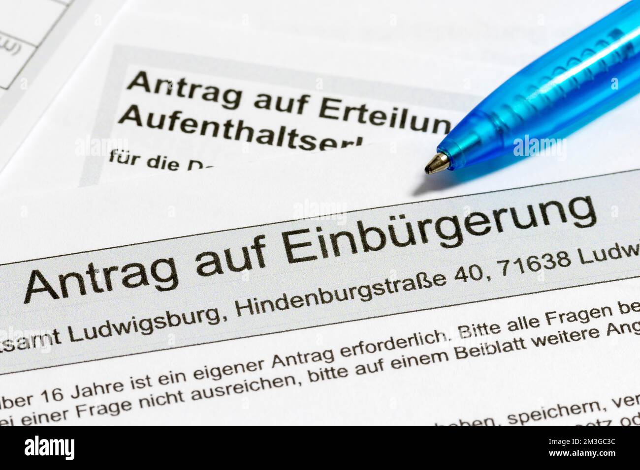 Antrag auf Einbürgerung, Aufenthaltstitel, Formular, Biros ...