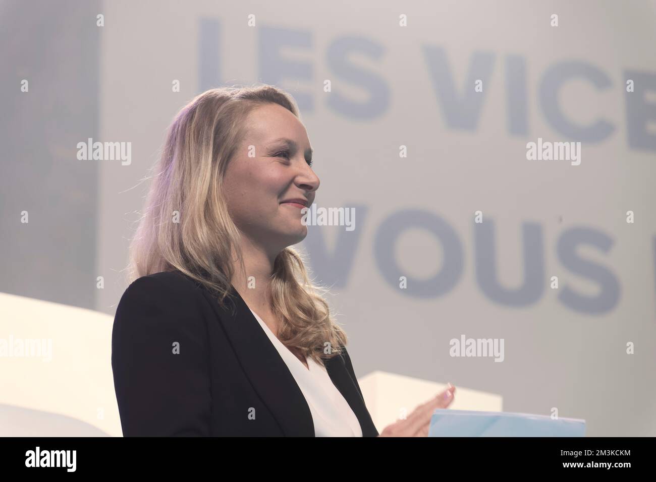 Paris, Frankreich. 4. Dezember 2022. Marion Marechal ist auf der ...