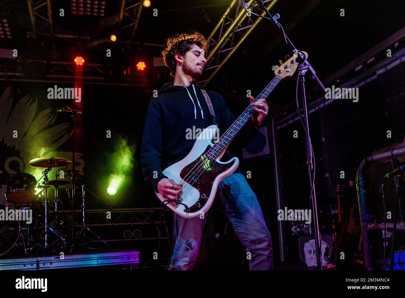 Band der dead poet society -Fotos und -Bildmaterial in hoher Auflösung ...