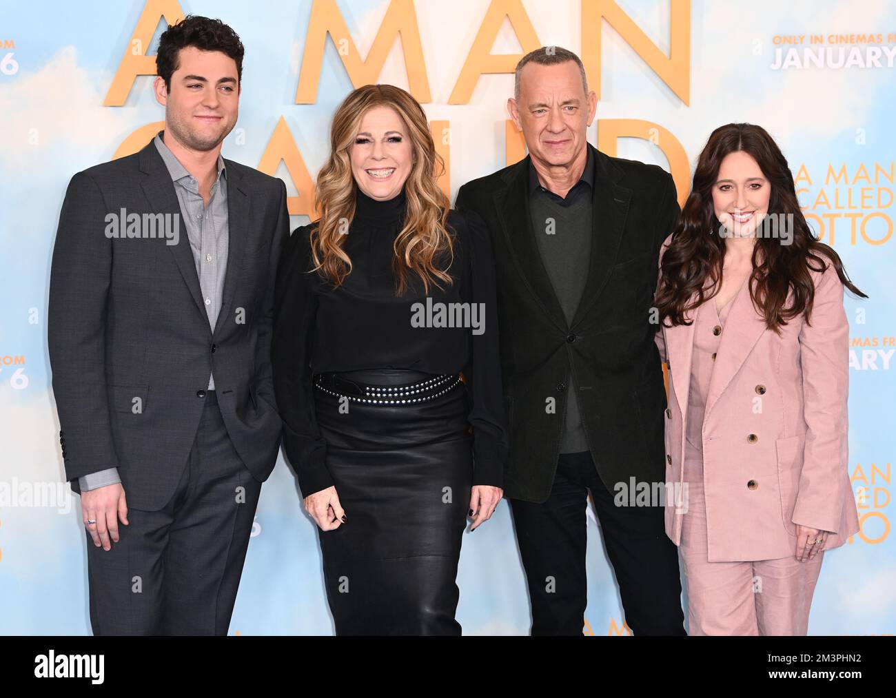 Tom hanks und mariana trevino -Fotos und -Bildmaterial in hoher ...