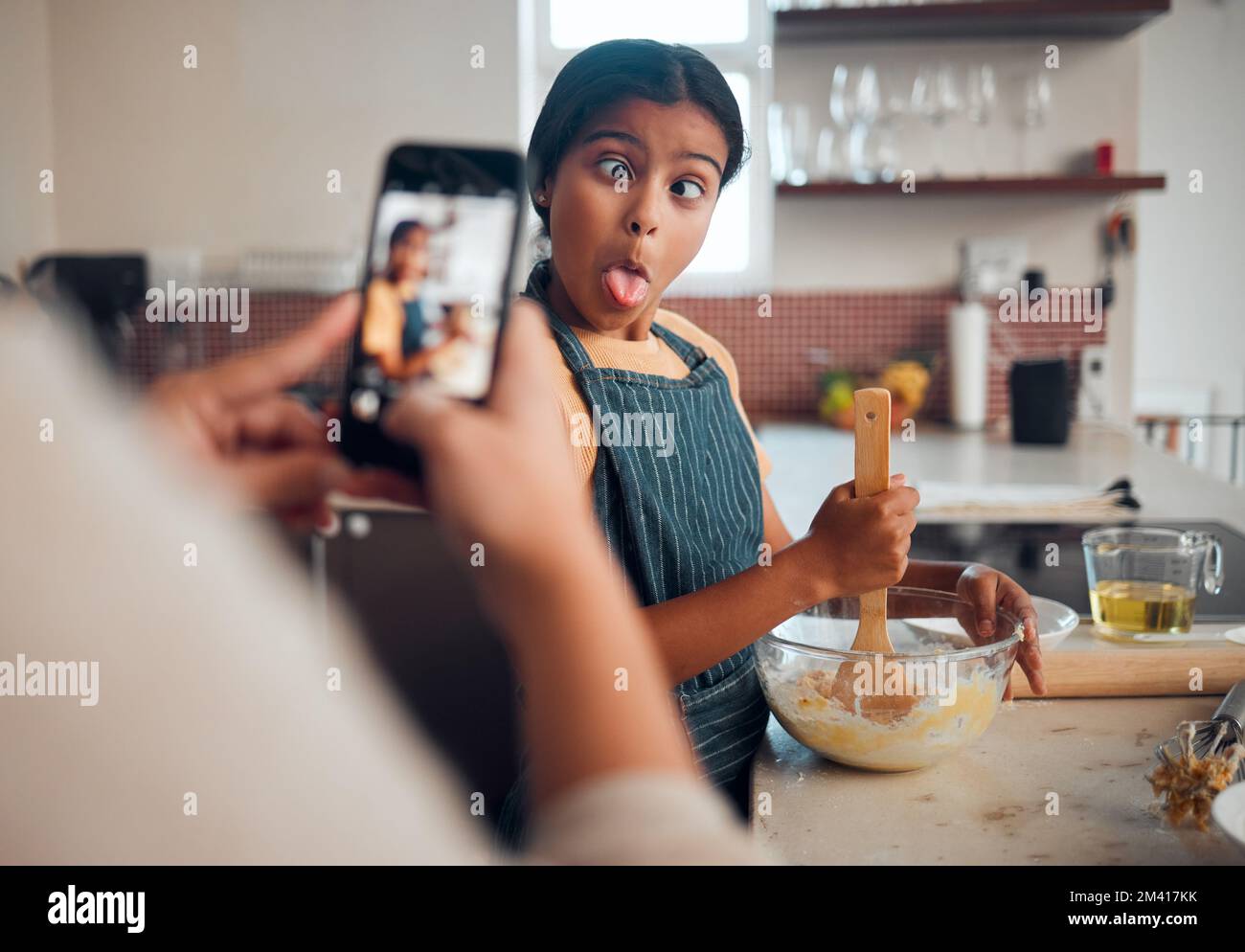Lustiges telefon comic -Fotos und -Bildmaterial in hoher Auflösung – Alamy