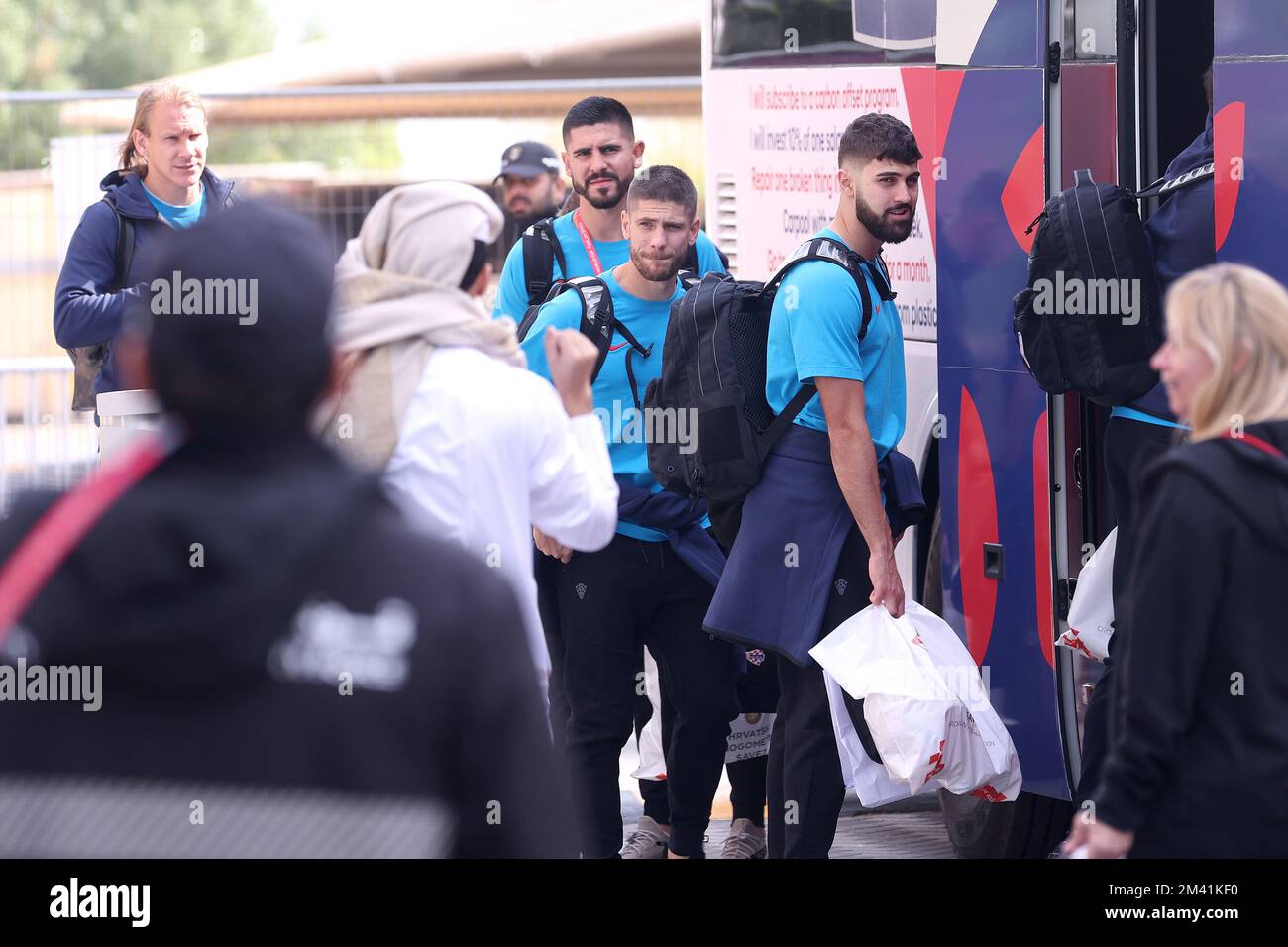 Josko Gvardiol aus Kroatien wird gesehen, wie er das Hilton Dona Hotel ...