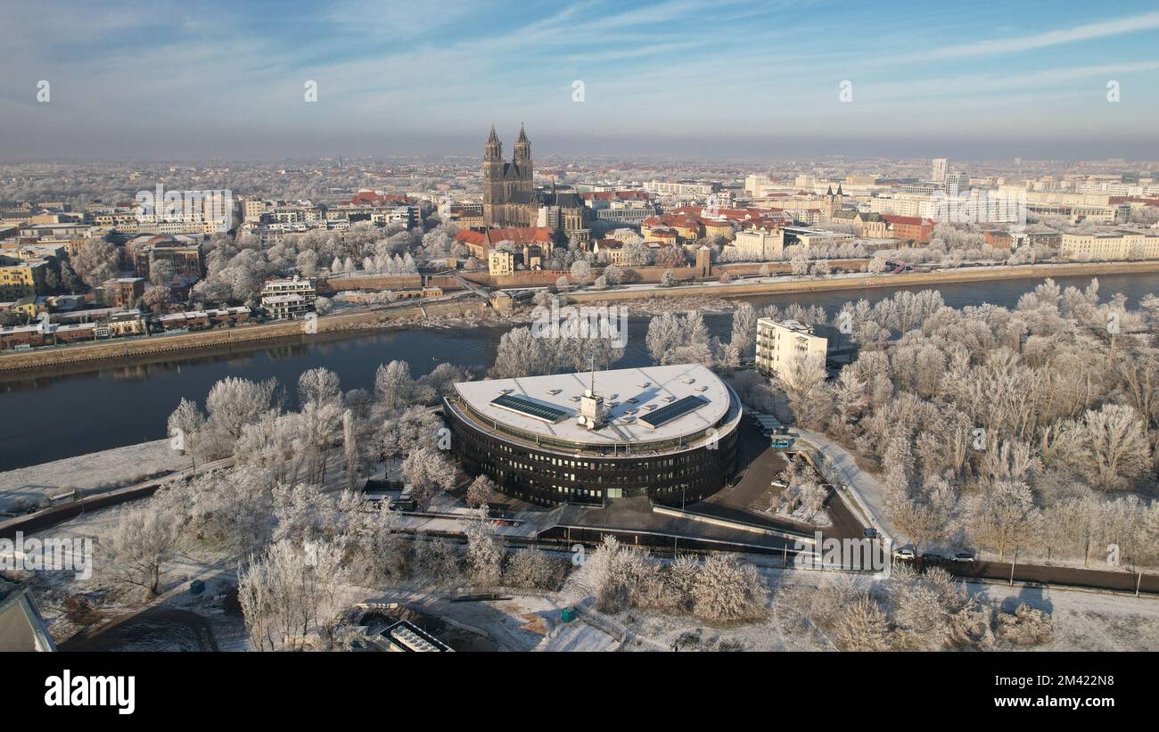 Magdeburg, Deutschland. 18.. Dezember 2022. Blick auf die Magdeburger ...