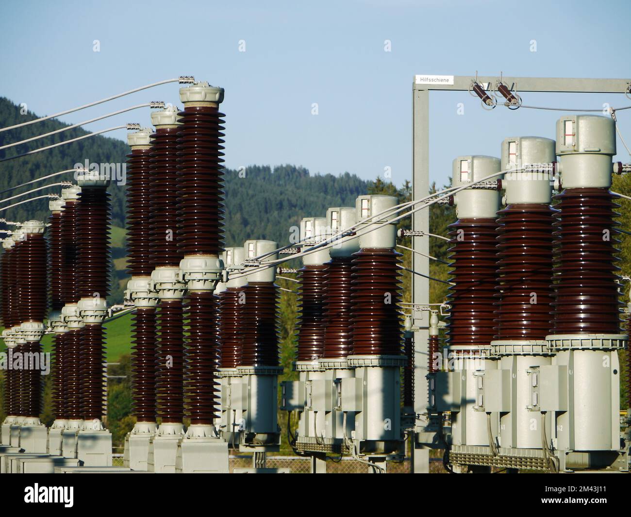 Voltage transformation substation -Fotos und -Bildmaterial in hoher ...