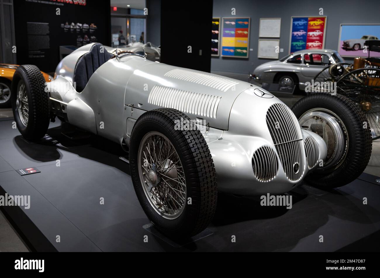 Mercedes benz w125 rennwagen -Fotos und -Bildmaterial in hoher ...