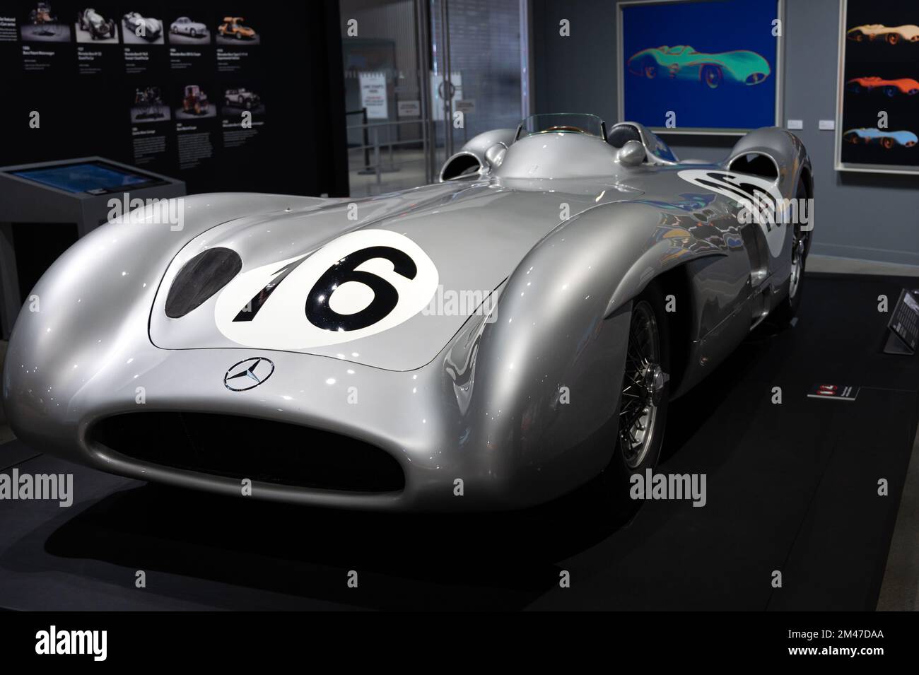 Mercedes benz formel 1 motor -Fotos und -Bildmaterial in hoher ...