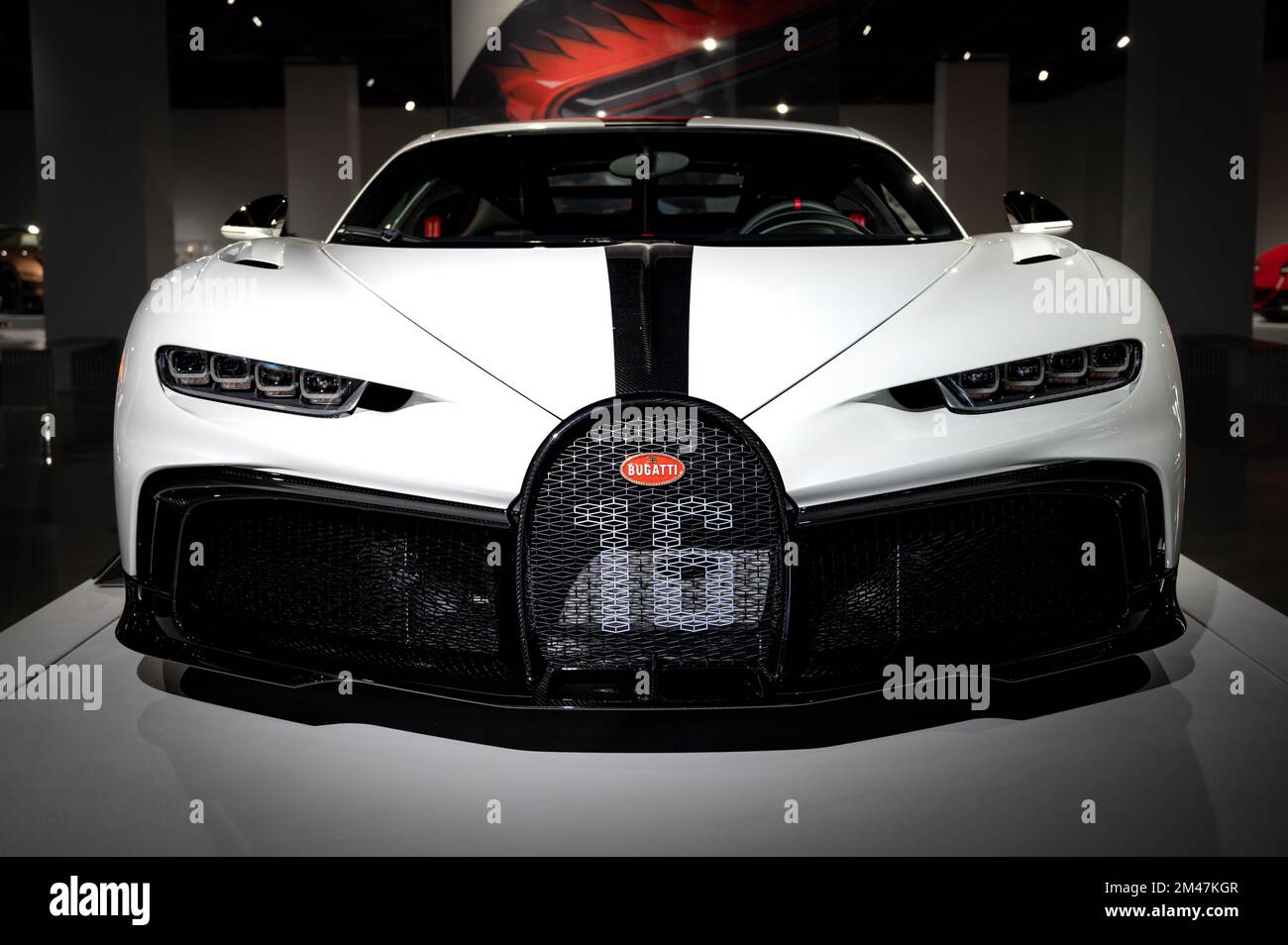 Bugatti Chiron Pur Sport Fotos Und Bildmaterial In Hoher Auflösung