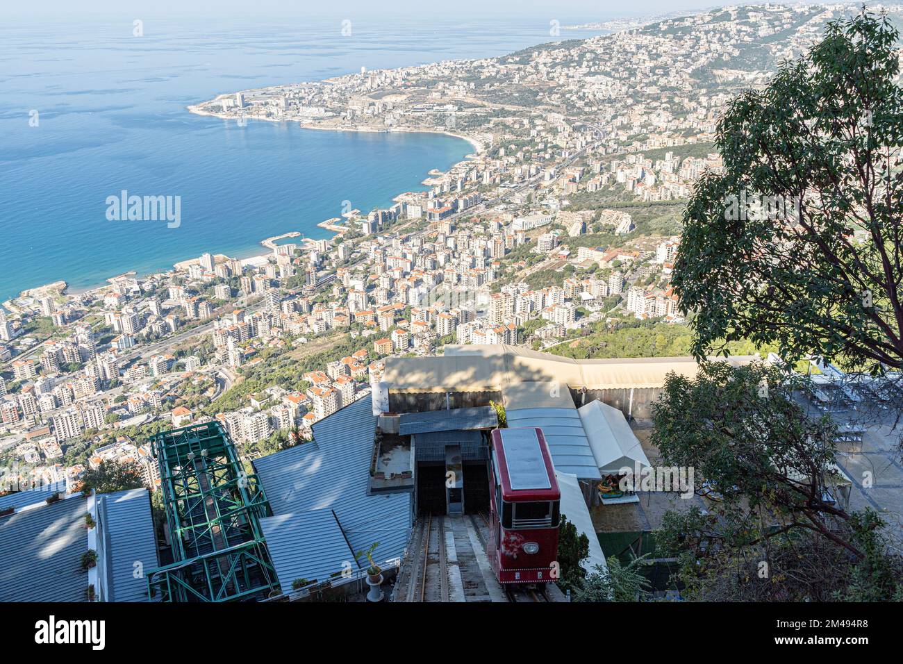 Jounieh cable car beirut lebanon -Fotos und -Bildmaterial in hoher ...