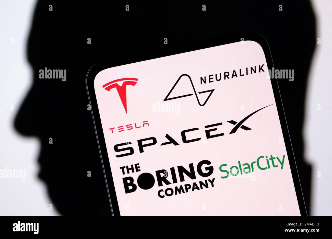 Die Logos von Tesla, Neuralink, SpaceX, The Boring Company und ...