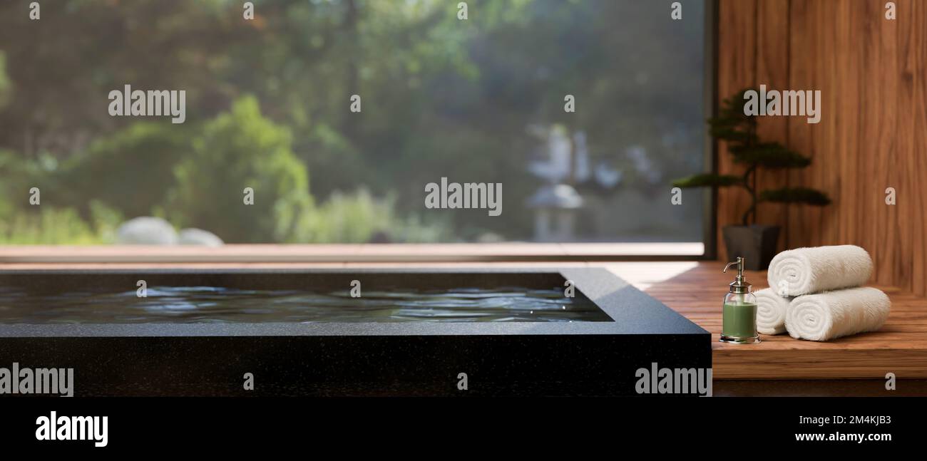 Nahaufnahme, luxuriöser Whirlpool oder japanisches Onsen-Bad vor der ...