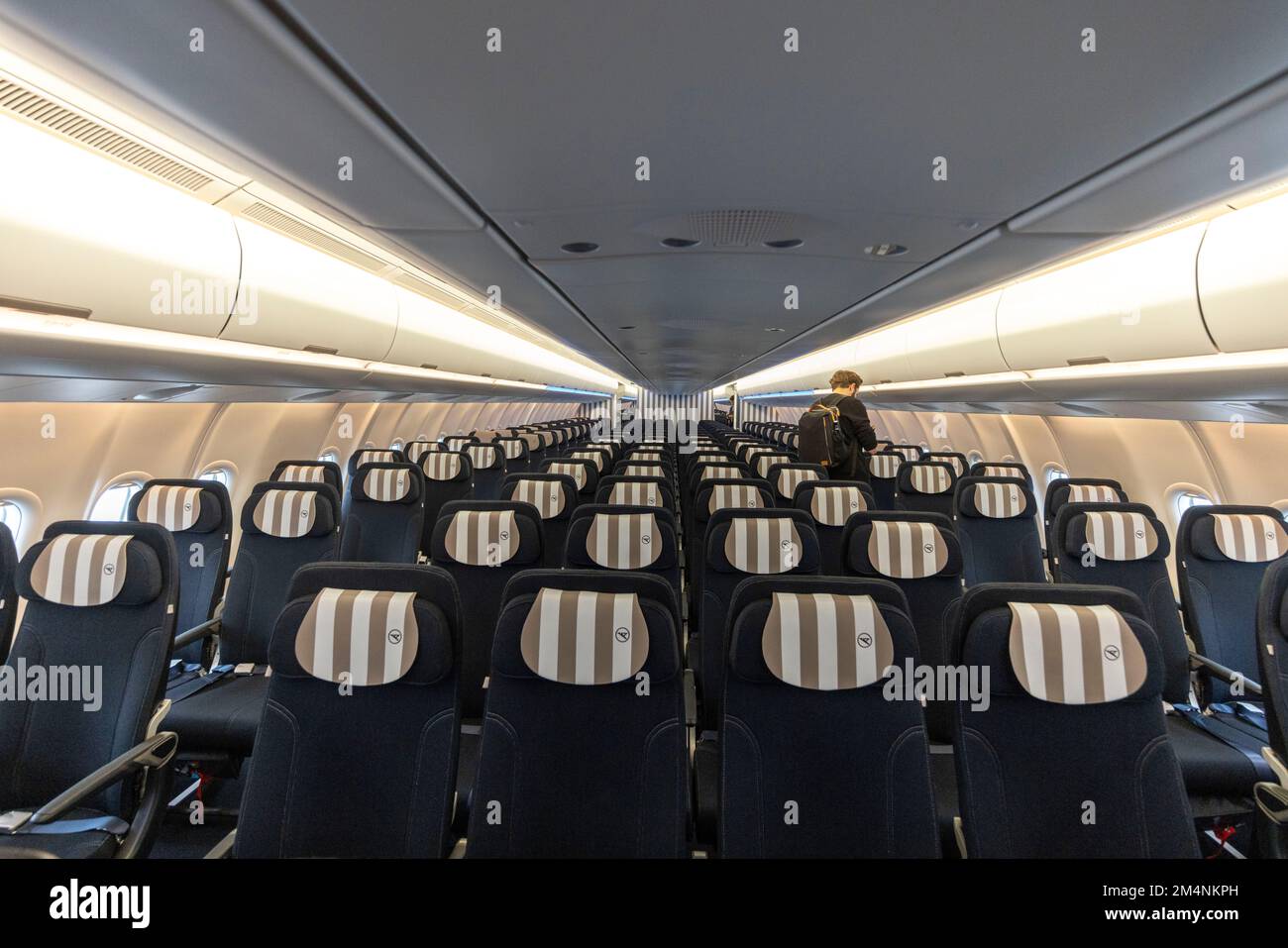 22. Dezember 2022, Hessen, Frankfurt/Main: Das neue Flugzeug des ...