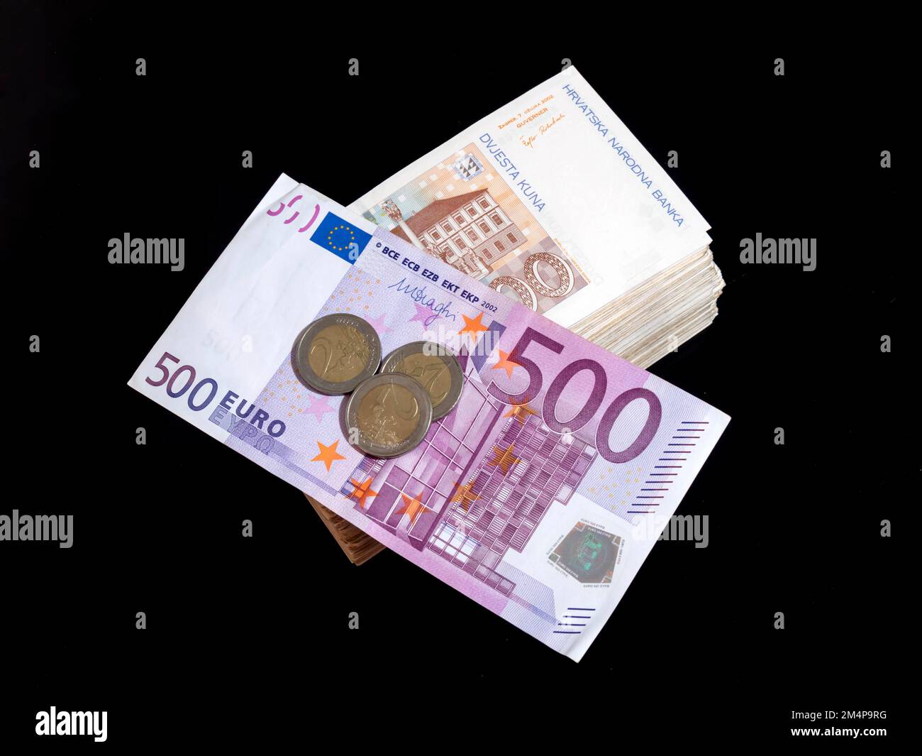 Kroatien Kuna Kuna Kunas Banknoten und Euro Euro Schwarz Hintergrund ...