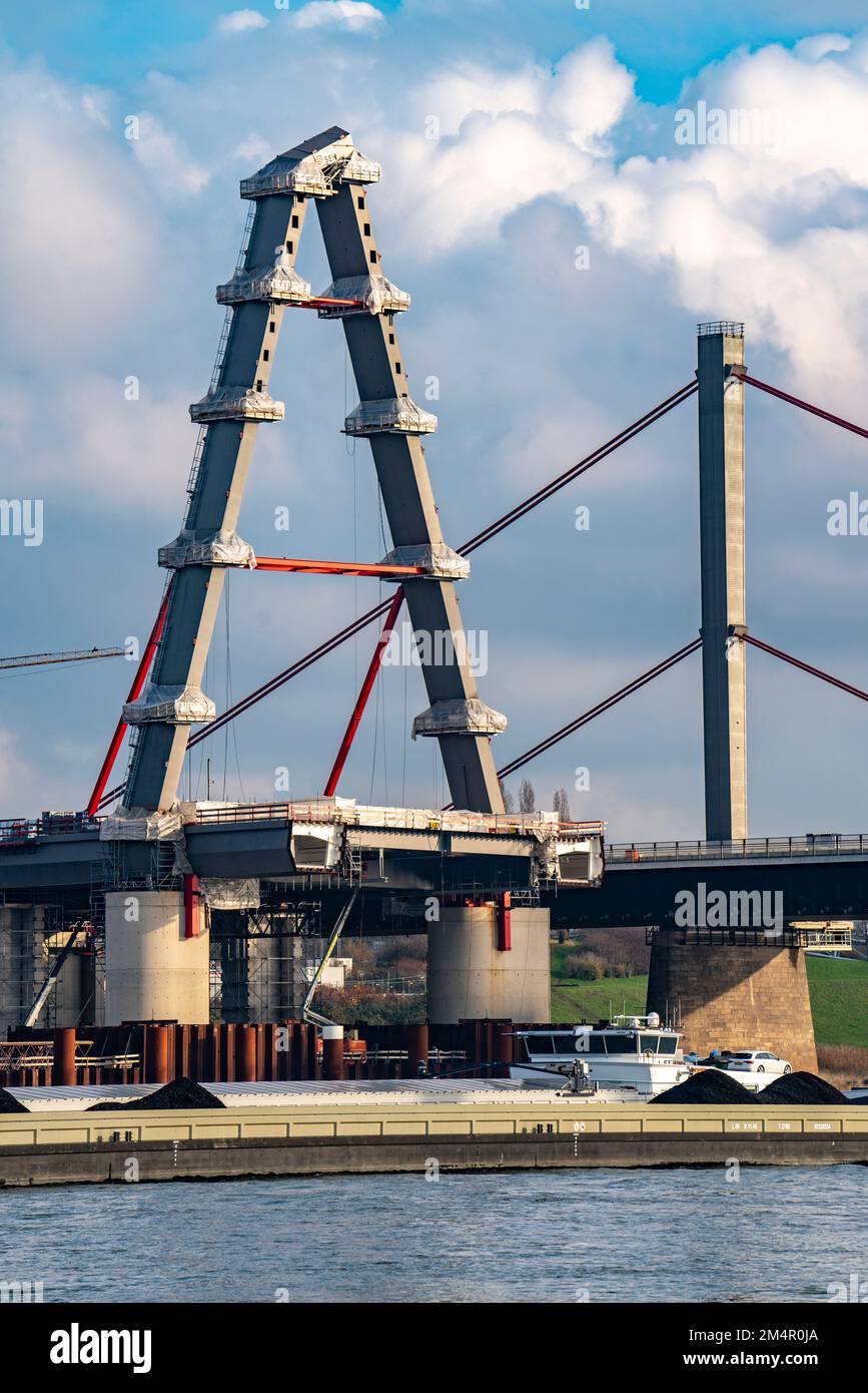 Neubau der Autobahnbrücke A1 über den Rhein bei Leverkusen, nach Fertigstellung der neuen Brücke ...