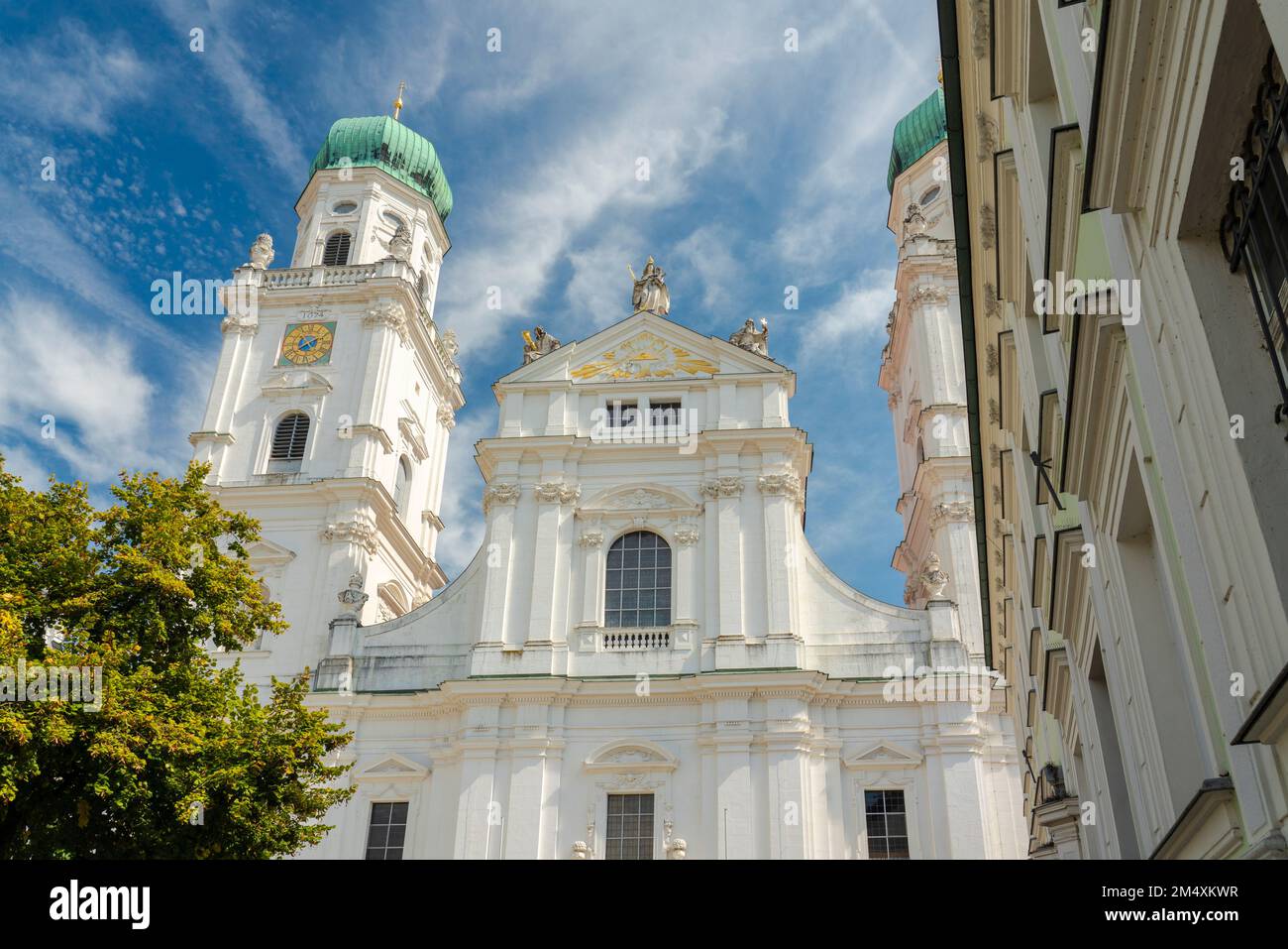 Glockenturm stephansdom -Fotos und -Bildmaterial in hoher Auflösung – Alamy