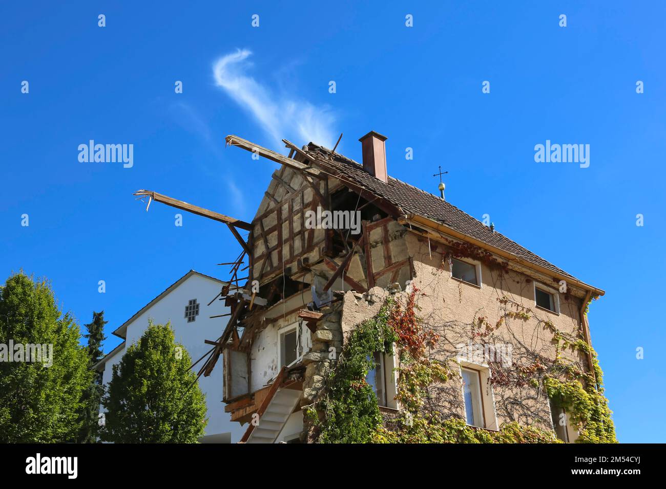 Einzelne zentrale treppe -Fotos und -Bildmaterial in hoher Auflösung – Alamy