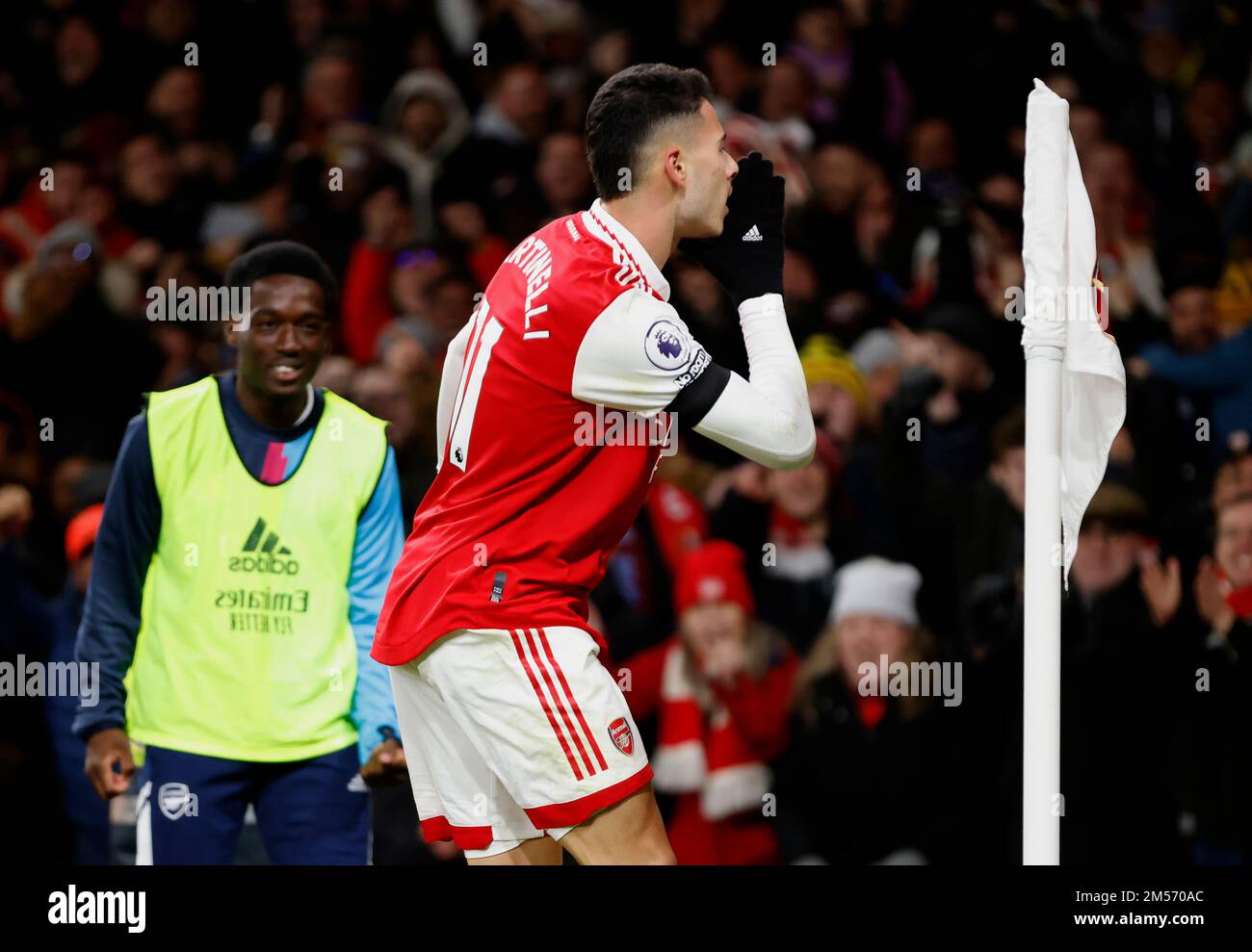 Arsenal gabriel martinelli -Fotos und -Bildmaterial in hoher Auflösung ...