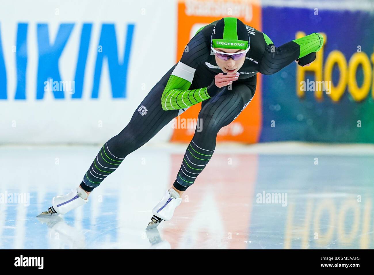 HEERENVEEN, NIEDERLANDE - DEZEMBER 27: Femke Kok von Team Reggeborgh ...