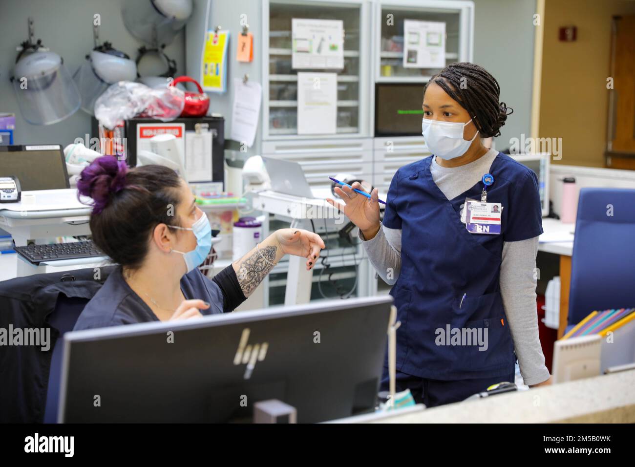BROCKTON, Mass. – USA Air Force Capt. Suzie Guzman, eine registrierte ...