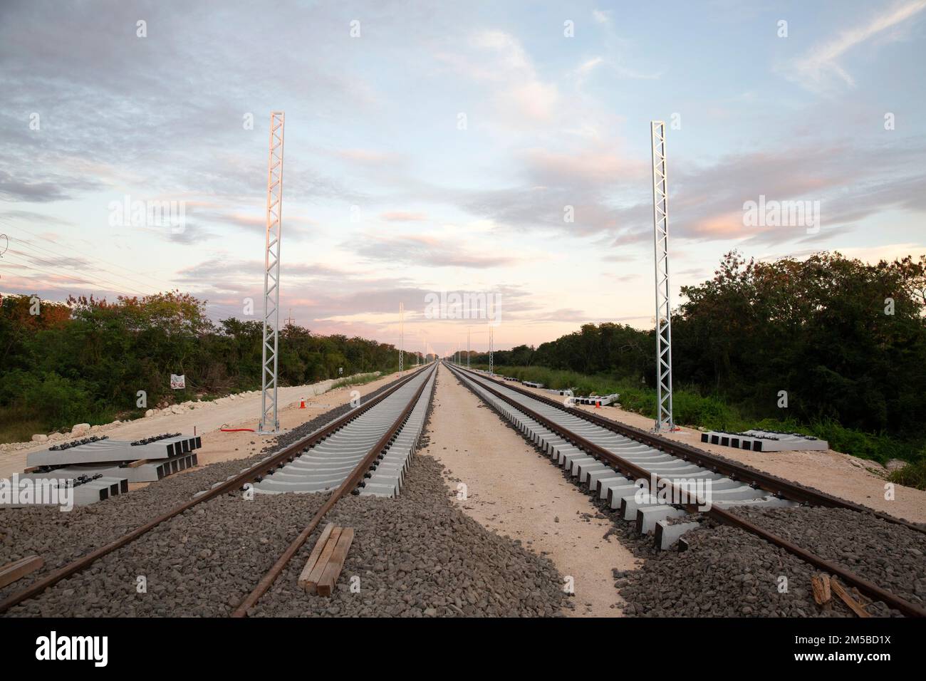 Maya eisenbahn -Fotos und -Bildmaterial in hoher Auflösung – Alamy