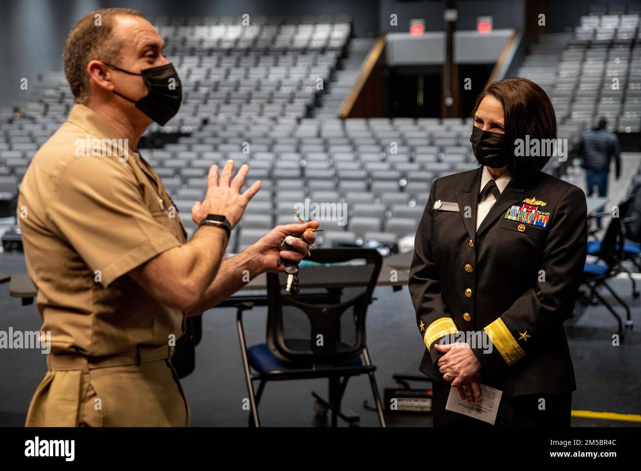 220224-N-PW480-0666 North Chicago, Illinois (24. Februar 2022) North ...