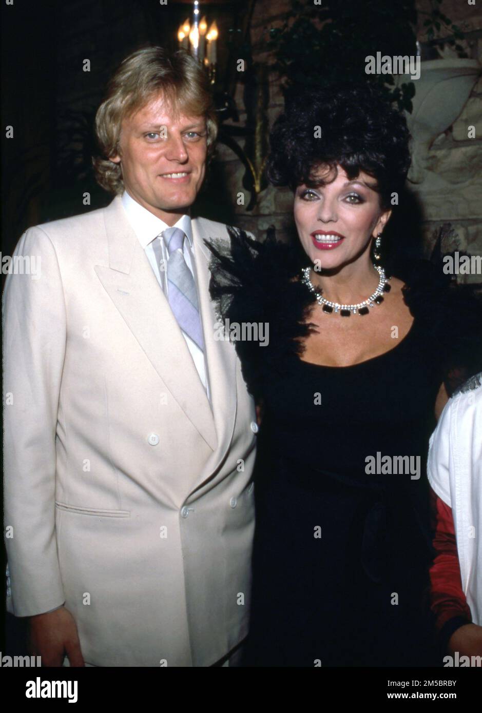 Joan Collins und Peter Holm um die 1980er Jahre Credit: Ralph Dominguez ...