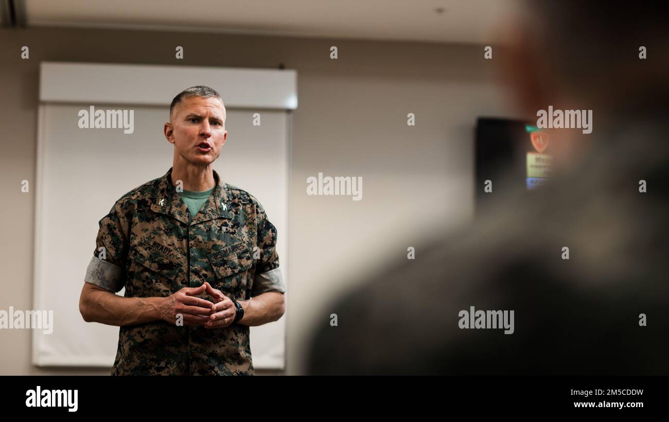 USA Col. Timothy S. Brady Jr, kommandierender Offizier, 3D Marines ...