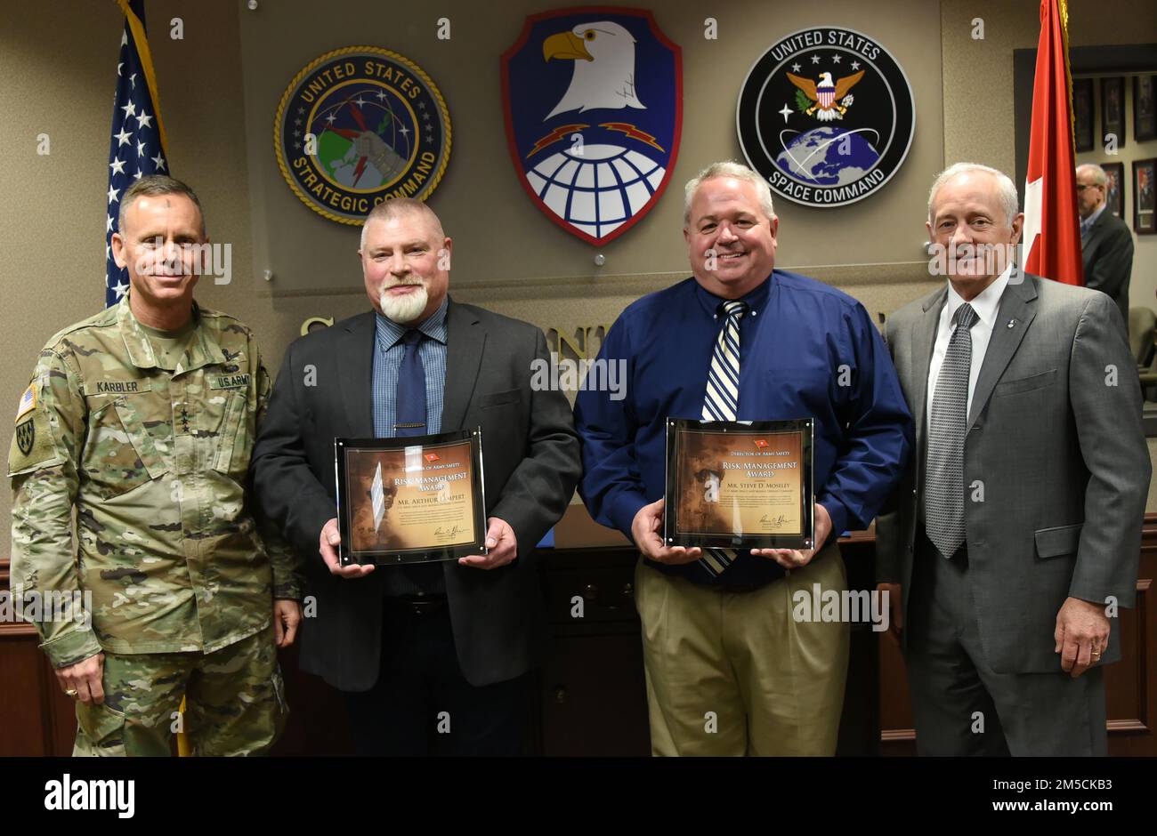 Direktor des sicherheitsrisikomanagements der armee -Fotos und ...