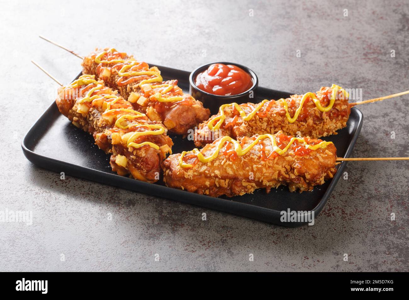 Gamja hotdog -Fotos und -Bildmaterial in hoher Auflösung – Alamy