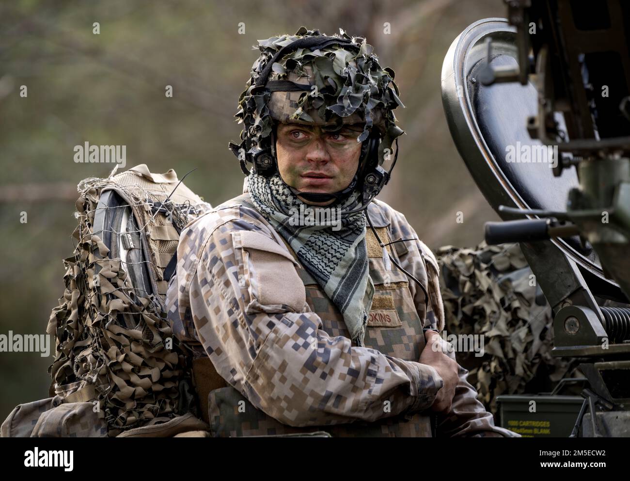 Ein lettischer Soldat der Streitkräfte nimmt am 7. März 2022 an einer ...