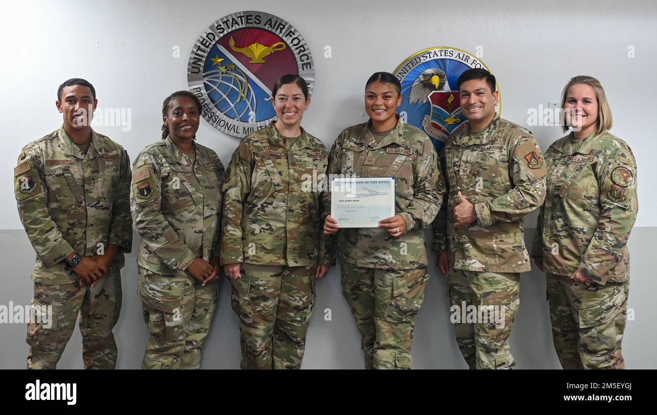 USA Air Force Staff Sgt. Audrey Weldy, Ausbilder an der Airman ...