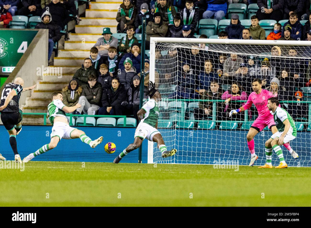 28. Dezember 2022; Easter Road, Edinburgh, Schottland: Scottish ...