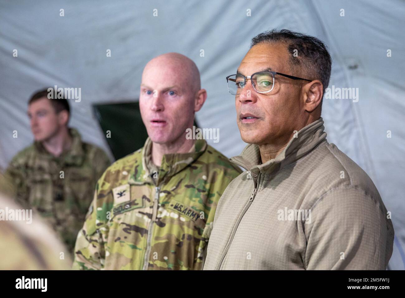 Us army alaska commander -Fotos und -Bildmaterial in hoher Auflösung ...