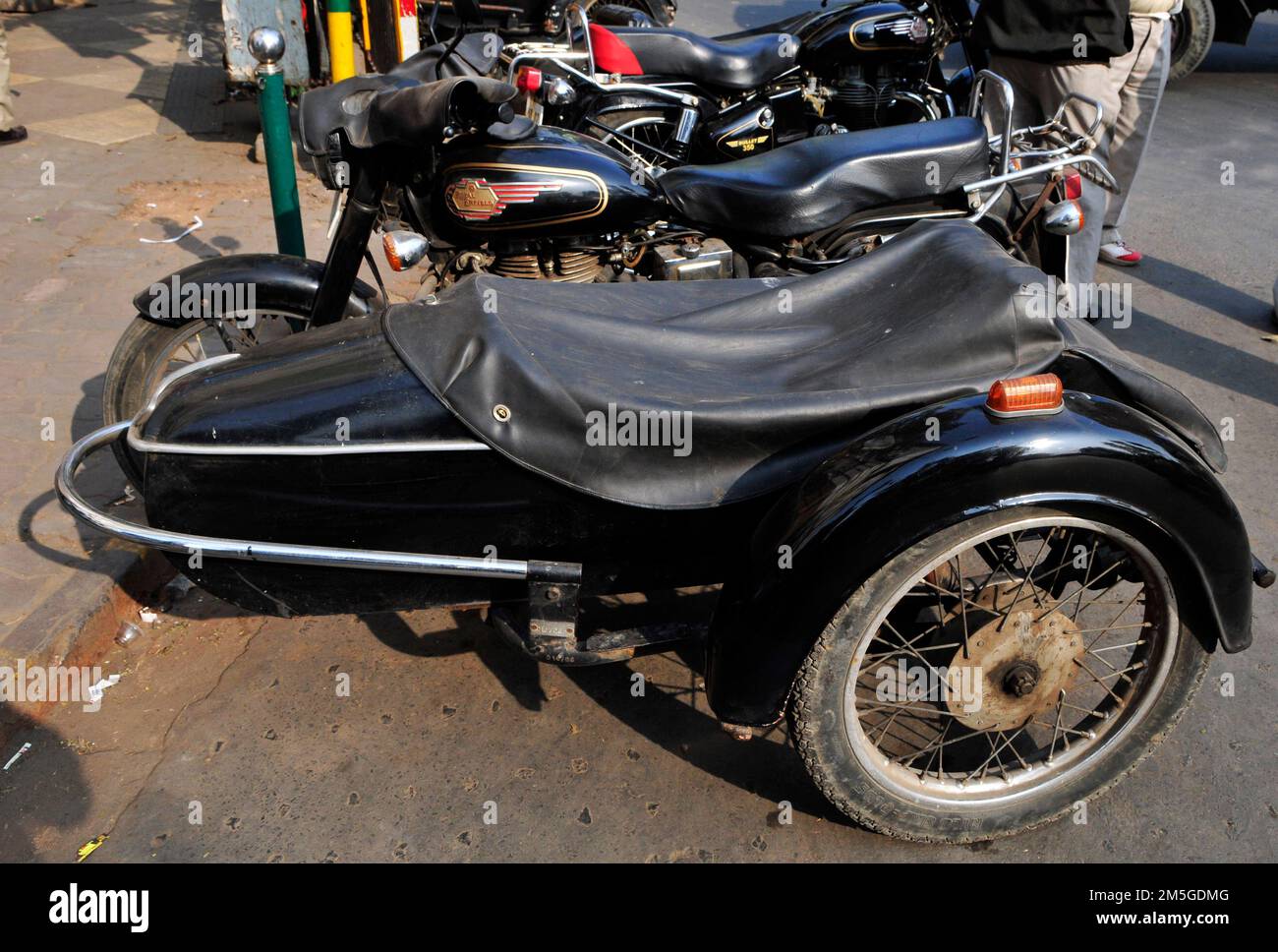 Motorbike with the sidecar -Fotos und -Bildmaterial in hoher Auflösung ...
