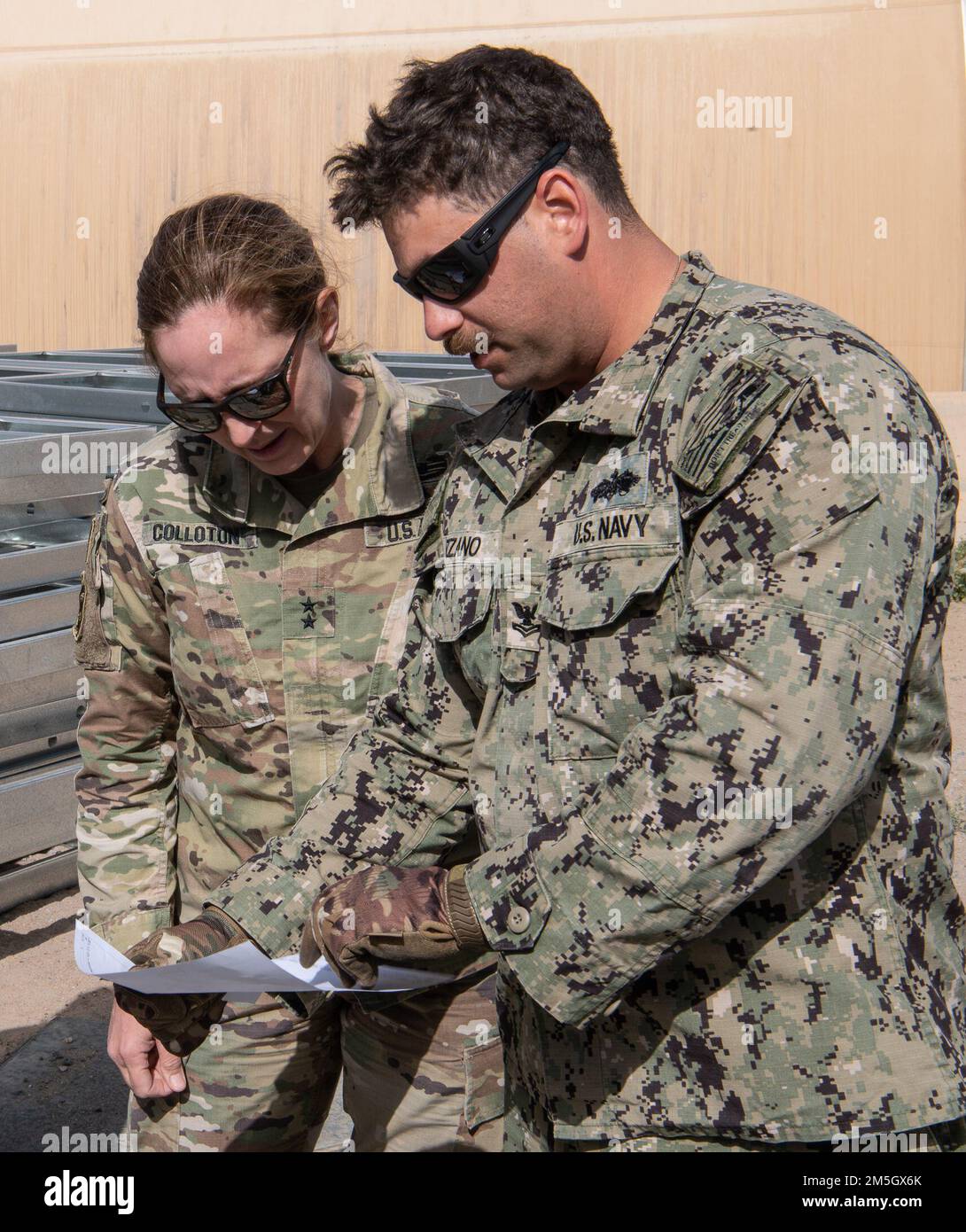 Maj gen kimberly kolloton -Fotos und -Bildmaterial in hoher Auflösung ...