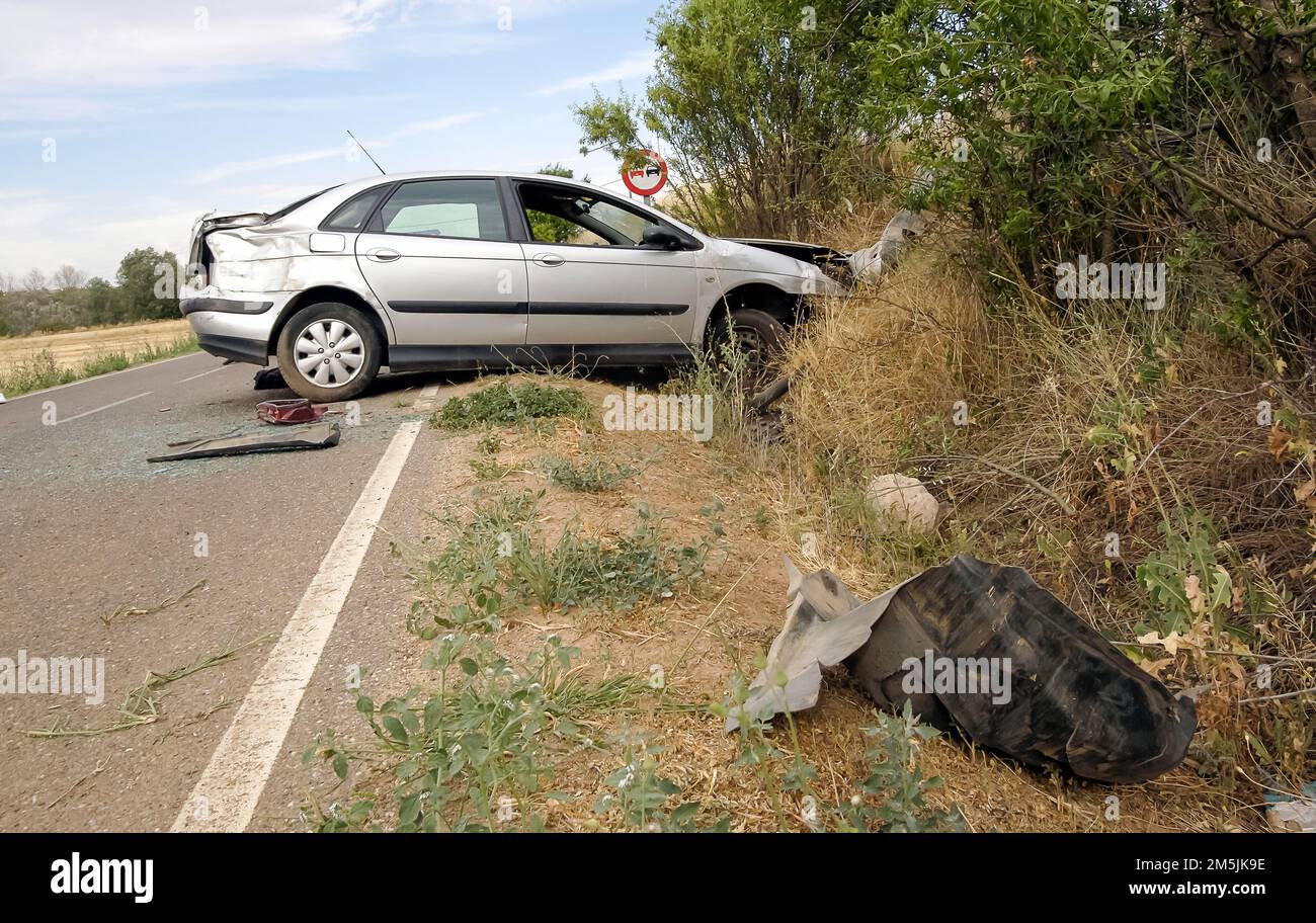Accidented vehicle -Fotos und -Bildmaterial in hoher Auflösung – Alamy