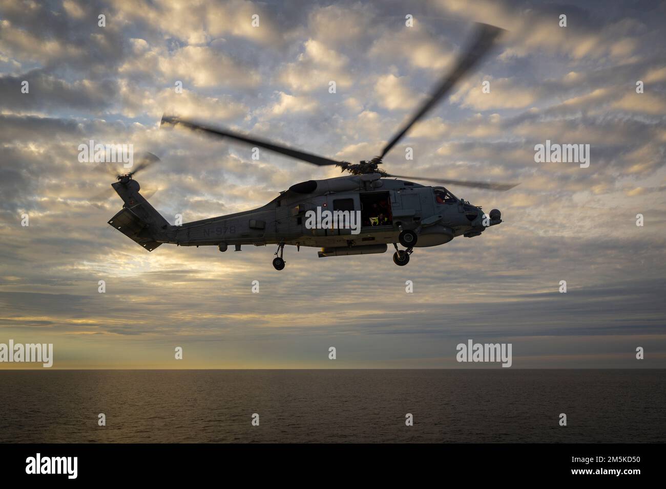 Dänischer MH-60R Seahawk-Hubschrauber vom grönländischen ...