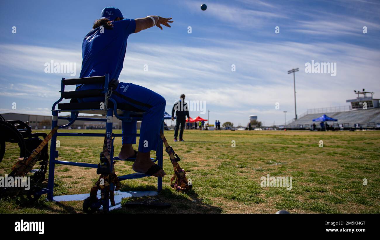 USA Air Force Ret. Chief Master Sgt. Garrett Kuwada, ein von der Air ...
