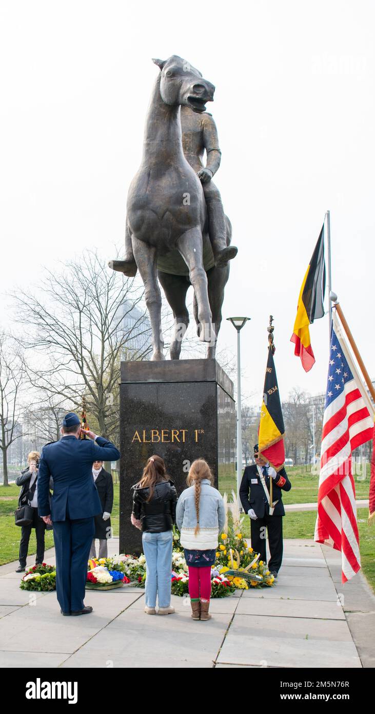 Oberst der Luftwaffe Philip Forbes, USA Nationaler Militärbeauftragter ...