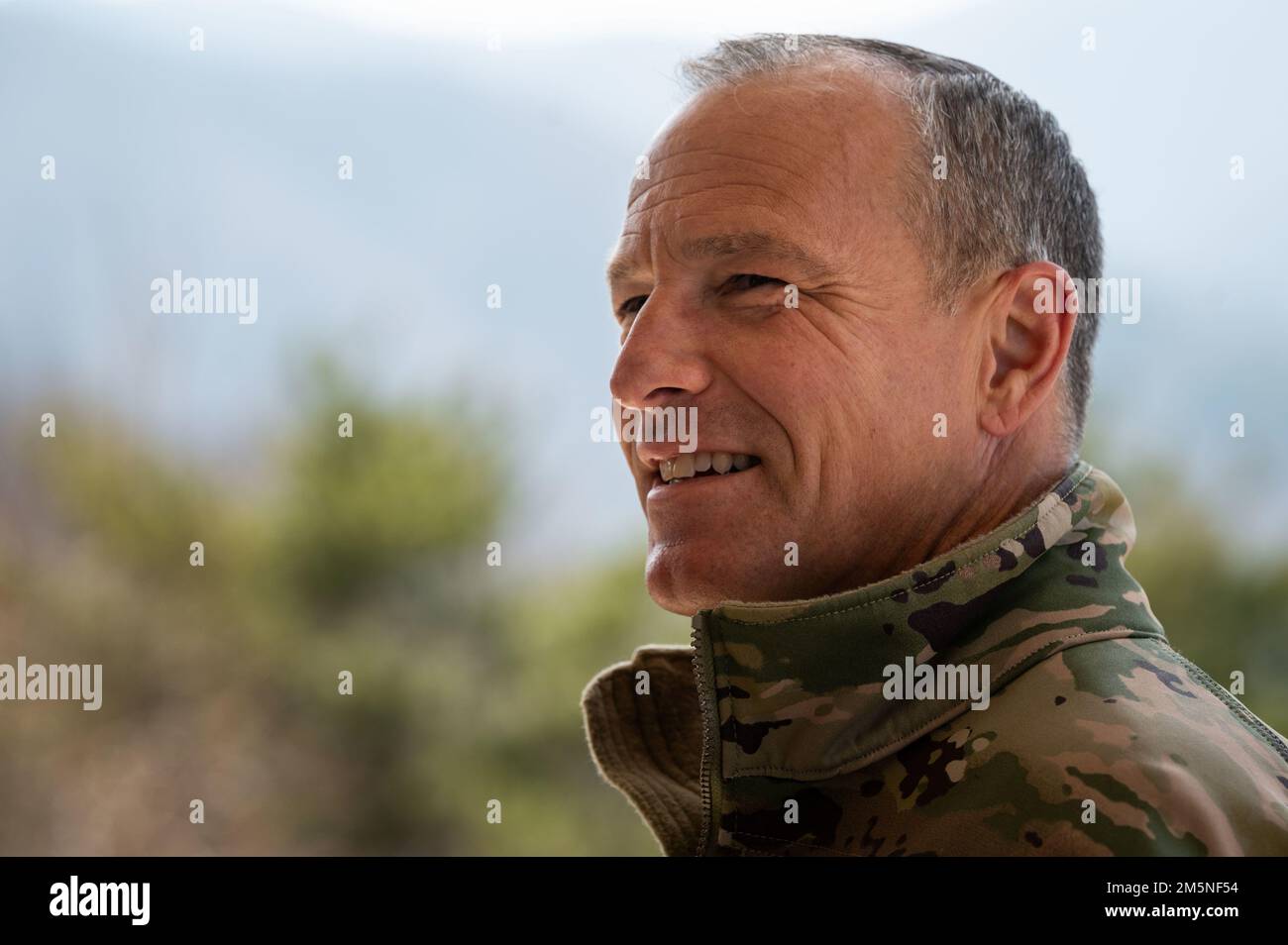 Generalleutnant Scott L. Pleus, Oberbefehlshaber der Siebten Luftwaffe ...
