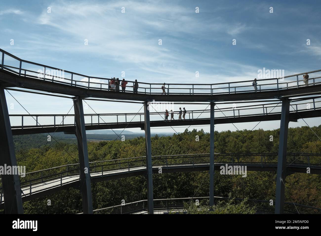 Steigerwald baumwipfelpfad -Fotos und -Bildmaterial in hoher Auflösung ...