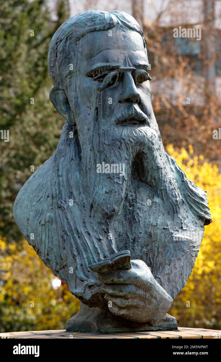 Franz mehring platz -Fotos und -Bildmaterial in hoher Auflösung – Alamy