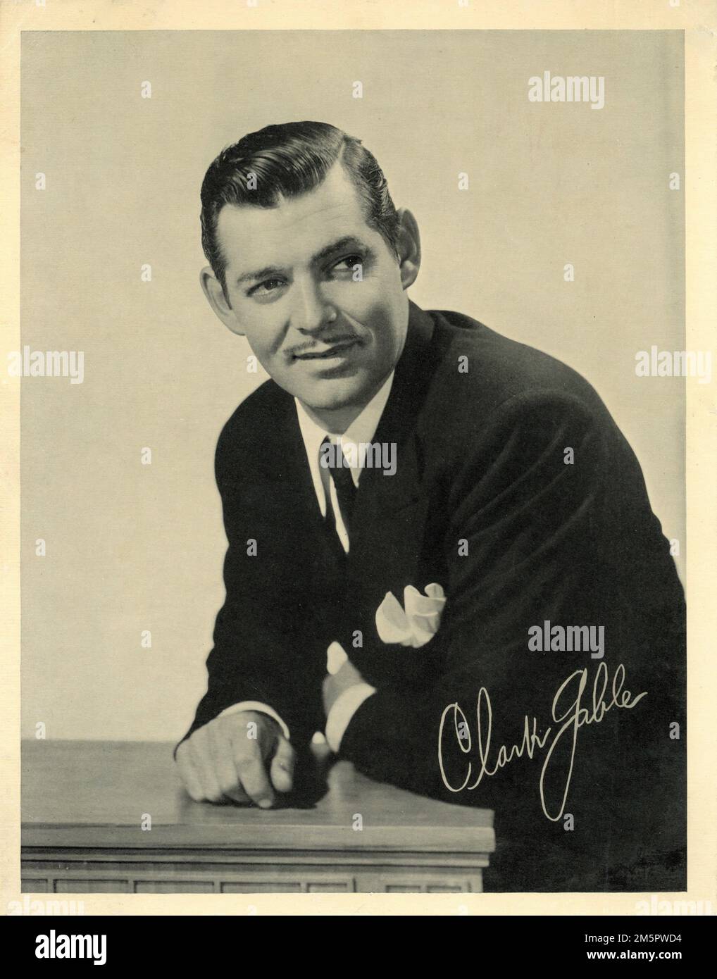 Sinclair ehefrau -Fotos und -Bildmaterial in hoher Auflösung – Alamy